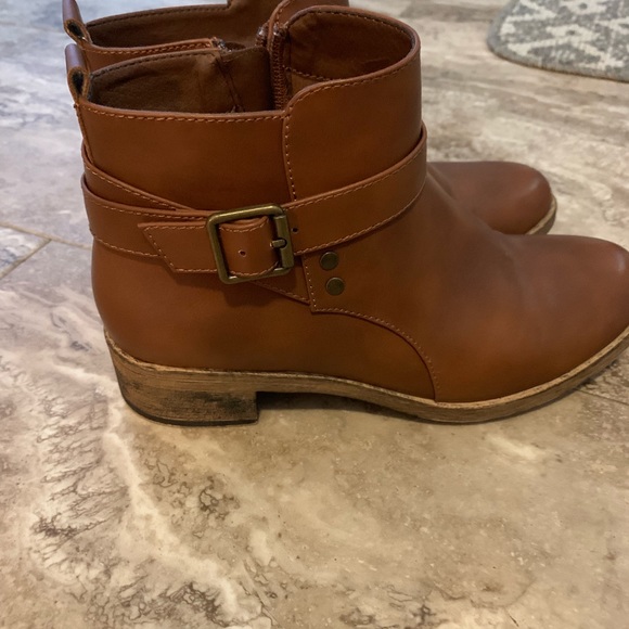 Eva & Zoe | Shoes | Eva Zoe Womens Size 6 Boots Never Worn | Poshmark